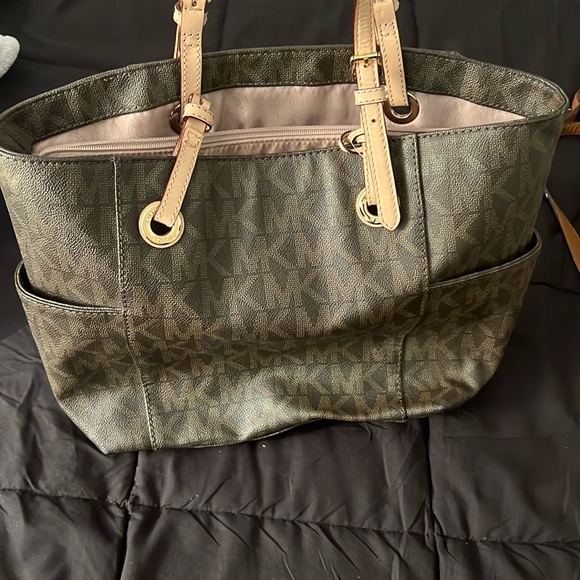 Michael Kors | Bags | Authentic Mk Handbag | Poshmark